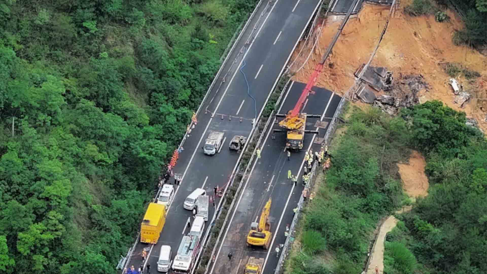 Highway collapse claims 24 lives, injures 30 in China - Doha Tabloid
